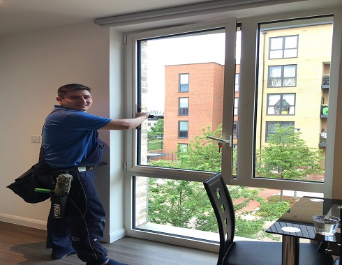 Window Cleaning Fitzrovia - Alex & Chris Window Cleaning